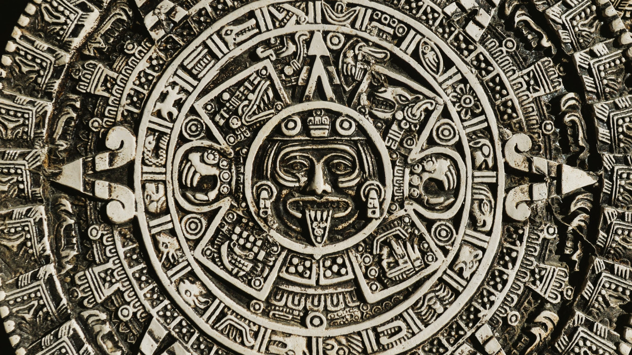 How did the Maya choose sacrifice victims?